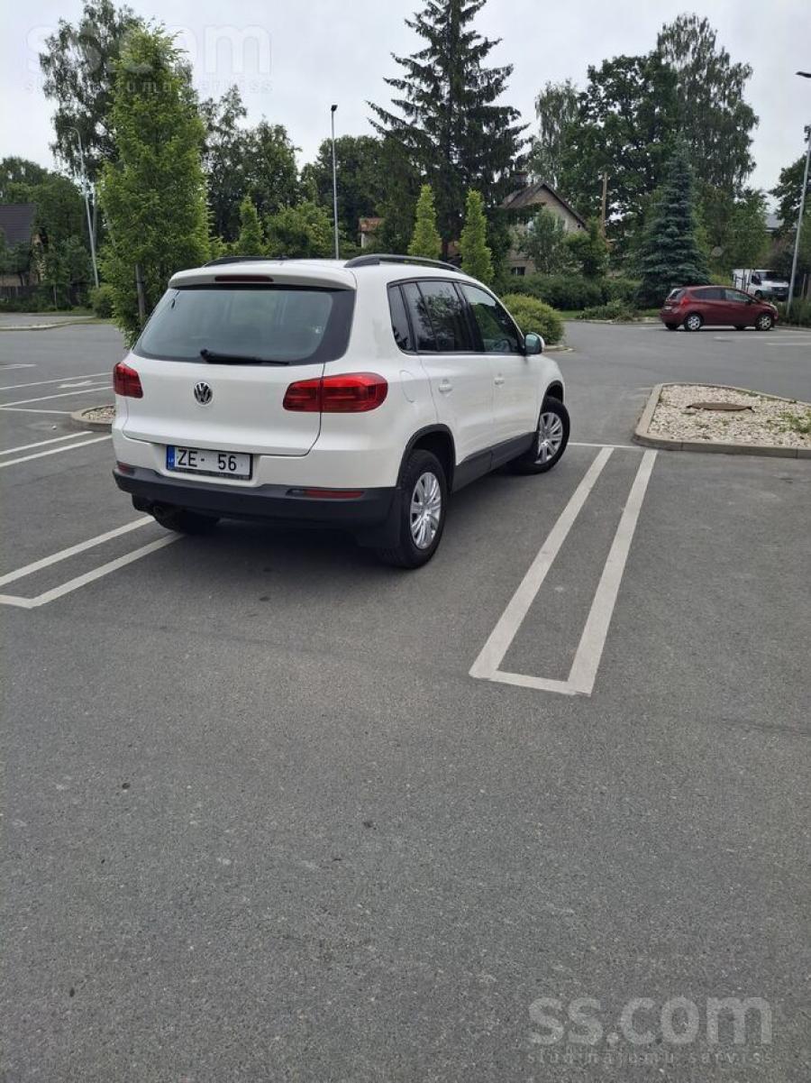 Balts Volkswagen Tiguan 2011 Rīga, ar dzinēja tilpumu 2.00 L un nobraukumu 293 tūkst. km par 4900 €, foto 6 vietnē AUTOMOTO.COM.LV