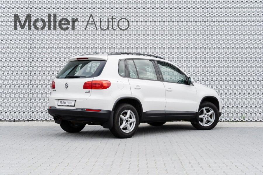 Balts Volkswagen Tiguan 2011 Mārupe, ar dzinēja tilpumu 2.00 L un nobraukumu 149 tūkst. km par 9050 €, foto 5 vietnē AUTOMOTO.COM.LV