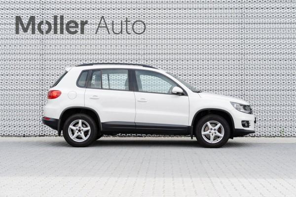 Balts Volkswagen Tiguan 2011 Mārupe, ar dzinēja tilpumu 2.00 L un nobraukumu 149 tūkst. km par 9050 €, foto 5 vietnē AUTOMOTO.COM.LV