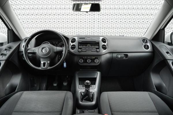 Balts Volkswagen Tiguan 2011 Mārupe, ar dzinēja tilpumu 2.00 L un nobraukumu 149 tūkst. km par 9050 €, foto 6 vietnē AUTOMOTO.COM.LV