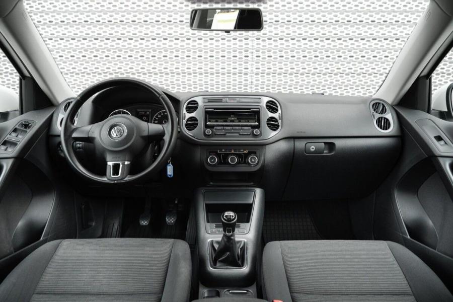 Balts Volkswagen Tiguan 2011 Mārupe, ar dzinēja tilpumu 2.00 L un nobraukumu 149 tūkst. km par 9050 €, foto 7 vietnē AUTOMOTO.COM.LV