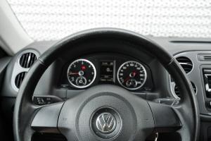 Balts Volkswagen Tiguan 2011 Mārupe, ar dzinēja tilpumu 2.00 L un nobraukumu 149 tūkst. km par 9050 €, foto 10 vietnē AUTOMOTO.COM.LV