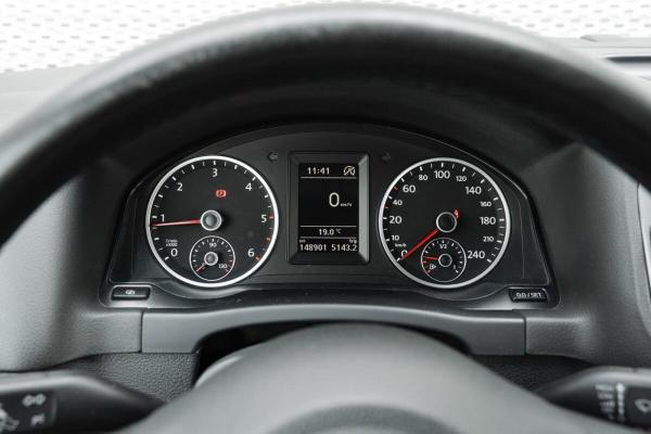 Balts Volkswagen Tiguan 2011 Mārupe, ar dzinēja tilpumu 2.00 L un nobraukumu 149 tūkst. km par 9050 €, foto 10 vietnē AUTOMOTO.COM.LV