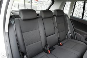 Balts Volkswagen Tiguan 2011 Mārupe, ar dzinēja tilpumu 2.00 L un nobraukumu 149 tūkst. km par 9050 €, foto 15 vietnē AUTOMOTO.COM.LV