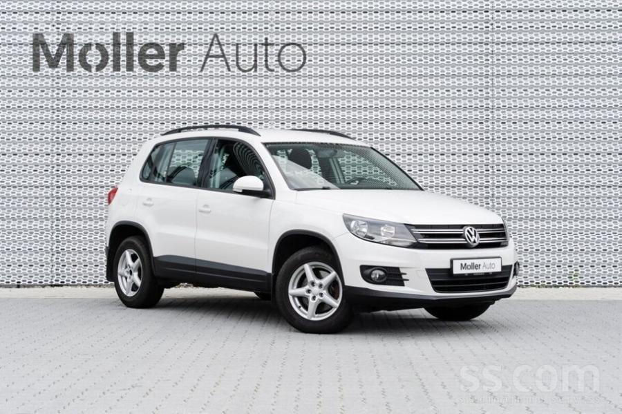 White Volkswagen Tiguan 2011 in Riga, with an engine capacity of 2.00 L and mileage of 149 thousand km for 9050 €, photo 3 on AUTOMOTO.COM.LV