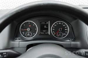 White Volkswagen Tiguan 2011 in Riga, with an engine capacity of 2.00 L and mileage of 149 thousand km for 9050 €, photo 11 on AUTOMOTO.COM.LV