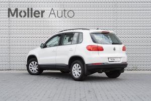 White Volkswagen Tiguan 2011 in Marupe, with an engine capacity of 2.00 L and mileage of 157 thousand km for 5900 €, photo 4 on AUTOMOTO.COM.LV