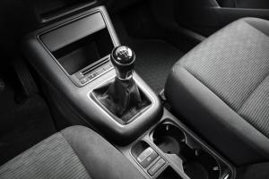 White Volkswagen Tiguan 2011 in Marupe, with an engine capacity of 2.00 L and mileage of 157 thousand km for 5900 €, photo 15 on AUTOMOTO.COM.LV