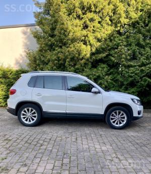 Balts Volkswagen Tiguan 2012 Rīga, ar dzinēja tilpumu 2.00 L un nobraukumu 121 tūkst. km par 9500 €, foto 5 vietnē AUTOMOTO.COM.LV