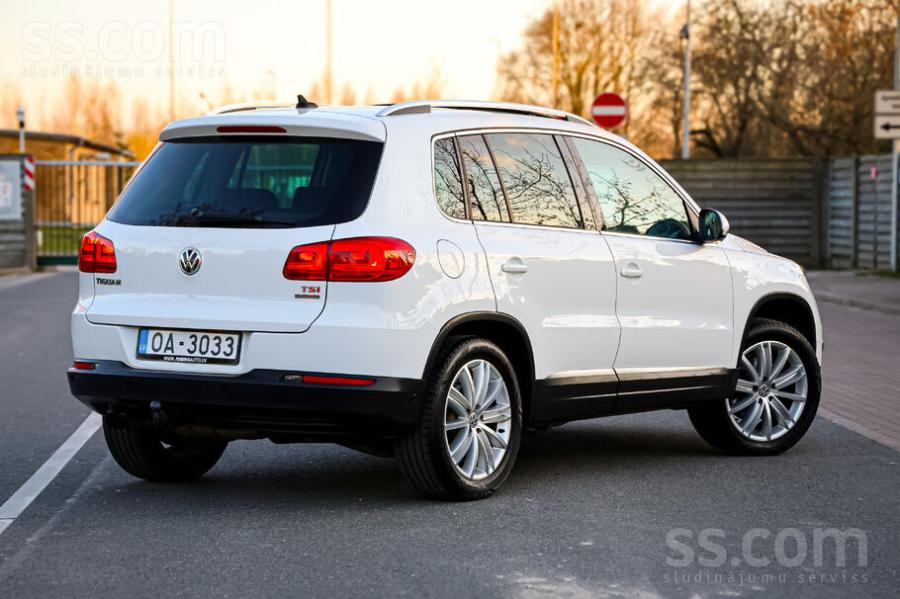 White Volkswagen Tiguan 2012 in Jelgava, with an engine capacity of 1.40 L and mileage of 0 thousand km for 5000 €, photo 5 on AUTOMOTO.COM.LV