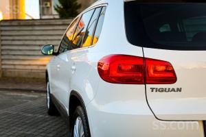 White Volkswagen Tiguan 2012 in Jelgava, with an engine capacity of 1.40 L and mileage of 0 thousand km for 5000 €, photo 31 on AUTOMOTO.COM.LV