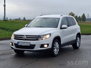 White Volkswagen Tiguan 2012 in Cesis, with an engine capacity of 2.00 L and mileage of 250 thousand km for 8950 €, photo 2 on AUTOMOTO.COM.LV