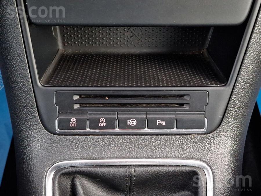 White Volkswagen Tiguan 2012 in Cesis, with an engine capacity of 2.00 L and mileage of 250 thousand km for 8950 €, photo 20 on AUTOMOTO.COM.LV
