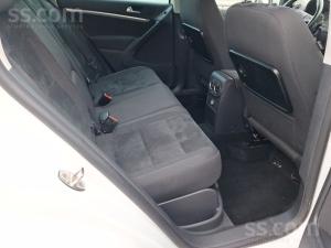 White Volkswagen Tiguan 2012 in Cesis, with an engine capacity of 2.00 L and mileage of 250 thousand km for 8950 €, photo 24 on AUTOMOTO.COM.LV