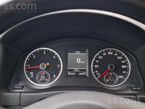 White Volkswagen Tiguan 2012 in Cesis, with an engine capacity of 2.00 L and mileage of 250 thousand km for 8950 €, photo 29 on AUTOMOTO.COM.LV