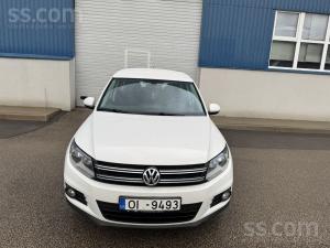 White Volkswagen Tiguan 2012 in Rezekne, with an engine capacity of 2.00 L and mileage of 257 thousand km for 8700 €, photo 3 on AUTOMOTO.COM.LV