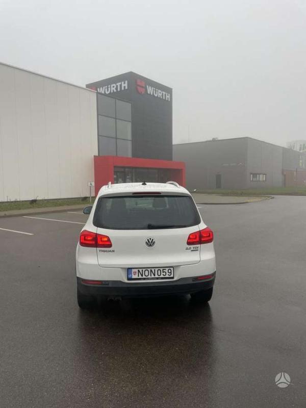 Balts Volkswagen Tiguan 2012 Viļņa, ar dzinēja tilpumu 1.97 L un nobraukumu 209 tūkst. km par 10950 €, foto 4 vietnē AUTOMOTO.COM.LV