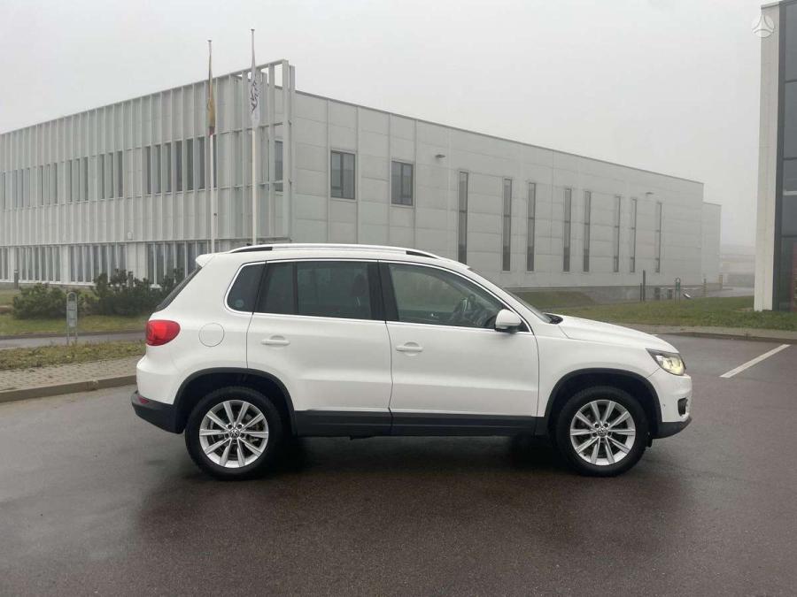 Balts Volkswagen Tiguan 2012 Viļņa, ar dzinēja tilpumu 1.97 L un nobraukumu 209 tūkst. km par 10950 €, foto 6 vietnē AUTOMOTO.COM.LV