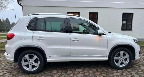Balts Volkswagen Tiguan 2012 Kauņa, ar dzinēja tilpumu 2.00 L un nobraukumu 230 tūkst. km par 9990 €, foto 8 vietnē AUTOMOTO.COM.LV