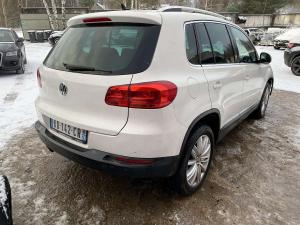 Balts Volkswagen Tiguan 2012 Tauragė, ar dzinēja tilpumu 1.97 L un nobraukumu 170 tūkst. km par 2800 €, foto 3 vietnē AUTOMOTO.COM.LV