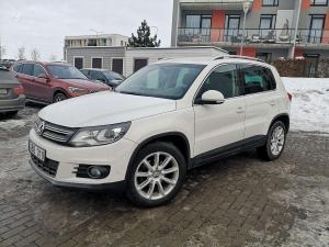 White Volkswagen Tiguan 2012 in Klaipeda, with an engine capacity of 2.00 L and mileage of 300 thousand km for 4999 €, photo 6 on AUTOMOTO.COM.LV