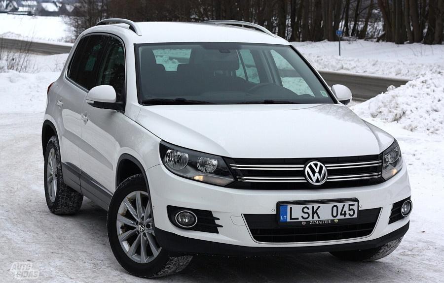 Balts Volkswagen Tiguan 2012 Petrikaičiai, ar dzinēja tilpumu 2.00 L un nobraukumu 216 tūkst. km par 8499 €, foto 1 vietnē AUTOMOTO.COM.LV