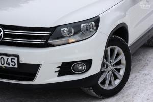 Balts Volkswagen Tiguan 2012 Petrikaičiai, ar dzinēja tilpumu 2.00 L un nobraukumu 216 tūkst. km par 8499 €, foto 5 vietnē AUTOMOTO.COM.LV