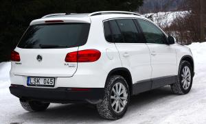 Balts Volkswagen Tiguan 2012 Petrikaičiai, ar dzinēja tilpumu 2.00 L un nobraukumu 216 tūkst. km par 8499 €, foto 16 vietnē AUTOMOTO.COM.LV