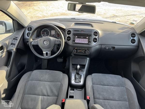 Balts Volkswagen Tiguan 2012 Tauragė, ar dzinēja tilpumu 2.00 L un nobraukumu 274 tūkst. km par 8700 €, foto 10 vietnē AUTOMOTO.COM.LV