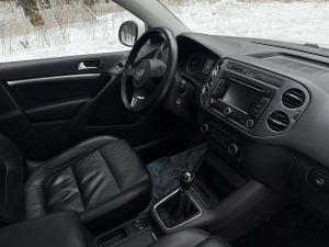 Balts Volkswagen Tiguan 2012 Tauragė, ar dzinēja tilpumu 1.97 L un nobraukumu 226 tūkst. km par 7400 €, foto 13 vietnē AUTOMOTO.COM.LV