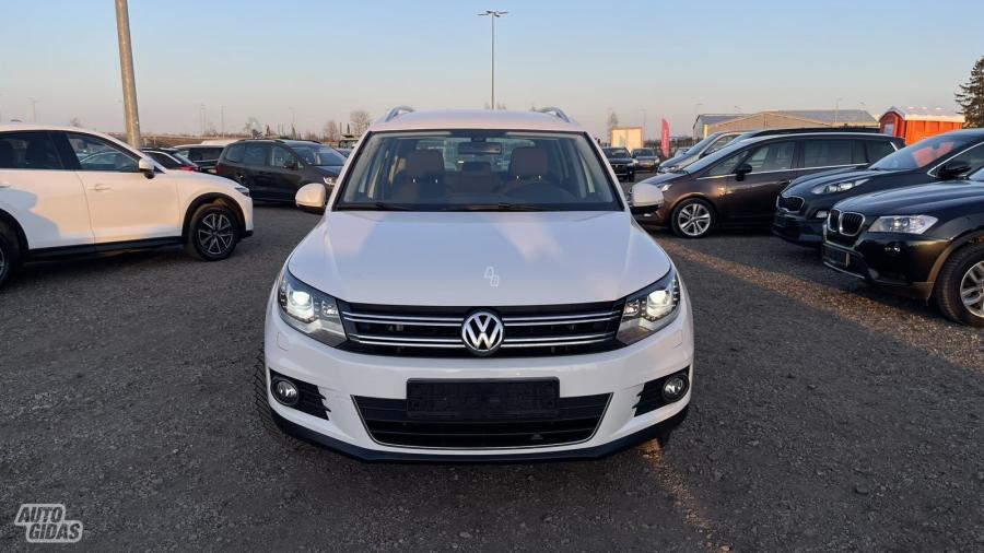 Balts Volkswagen Tiguan 2012 Marijampole, ar dzinēja tilpumu 1.40 L un nobraukumu 211 tūkst. km par 7200 €, foto 4 vietnē AUTOMOTO.COM.LV