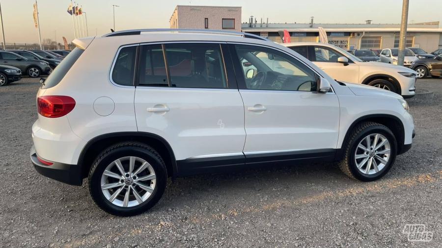 Balts Volkswagen Tiguan 2012 Marijampole, ar dzinēja tilpumu 1.40 L un nobraukumu 211 tūkst. km par 7200 €, foto 6 vietnē AUTOMOTO.COM.LV