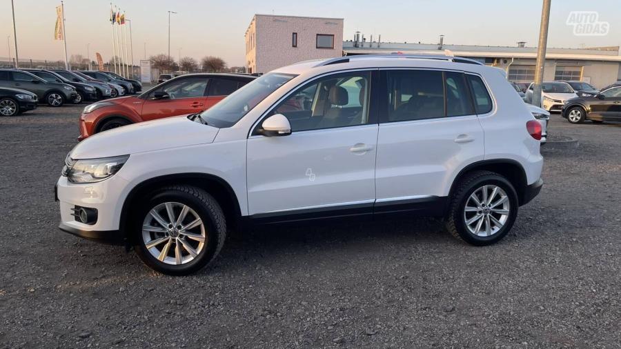 Balts Volkswagen Tiguan 2012 Marijampole, ar dzinēja tilpumu 1.40 L un nobraukumu 211 tūkst. km par 7200 €, foto 10 vietnē AUTOMOTO.COM.LV