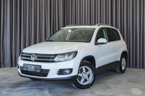 White Volkswagen Tiguan 2012 in Marijampole, with an engine capacity of 2.00 L and mileage of 256 thousand km for 9950 €, photo 5 on AUTOMOTO.COM.LV