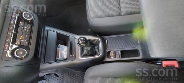 Balts Volkswagen Tiguan 2012 Rīga, ar dzinēja tilpumu 1.40 L un nobraukumu 340 tūkst. km par 5500 €, foto 2 vietnē AUTOMOTO.COM.LV