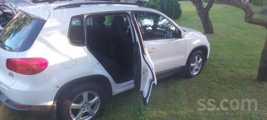 Balts Volkswagen Tiguan 2012 Rīga, ar dzinēja tilpumu 1.40 L un nobraukumu 340 tūkst. km par 5500 €, foto 8 vietnē AUTOMOTO.COM.LV