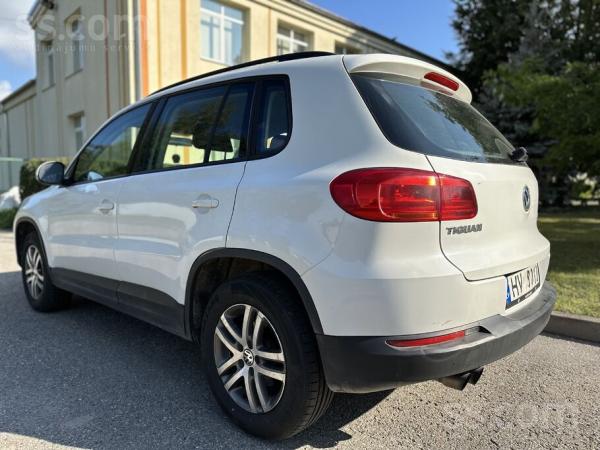 Balts Volkswagen Tiguan 2012 Rīga, ar dzinēja tilpumu 2.00 L un nobraukumu 350 tūkst. km par 5200 €, foto 3 vietnē AUTOMOTO.COM.LV