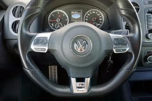 Balts Volkswagen Tiguan 2012 Rīga, ar dzinēja tilpumu 2.00 L un nobraukumu 207 tūkst. km par 9900 €, foto 15 vietnē AUTOMOTO.COM.LV