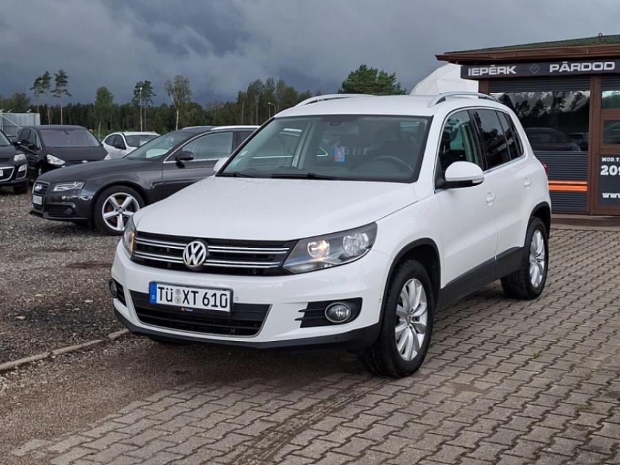 Balts Volkswagen Tiguan 2012 Rīga, ar dzinēja tilpumu 2.00 L un nobraukumu 255 tūkst. km par 8500 €, foto 1 vietnē AUTOMOTO.COM.LV