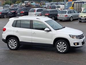 Balts Volkswagen Tiguan 2012 Rīga, ar dzinēja tilpumu 2.00 L un nobraukumu 255 tūkst. km par 8500 €, foto 17 vietnē AUTOMOTO.COM.LV