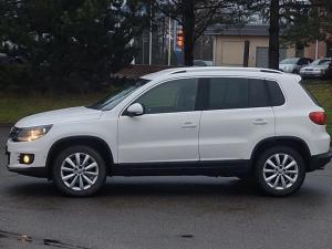 Balts Volkswagen Tiguan 2012 Rīga, ar dzinēja tilpumu 2.00 L un nobraukumu 255 tūkst. km par 8500 €, foto 28 vietnē AUTOMOTO.COM.LV
