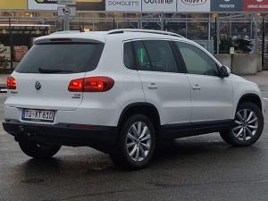 Balts Volkswagen Tiguan 2012 Rīga, ar dzinēja tilpumu 2.00 L un nobraukumu 255 tūkst. km par 8500 €, foto 66 vietnē AUTOMOTO.COM.LV