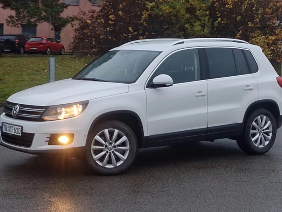 Balts Volkswagen Tiguan 2012 Rīga, ar dzinēja tilpumu 2.00 L un nobraukumu 255 tūkst. km par 8500 €, foto 74 vietnē AUTOMOTO.COM.LV
