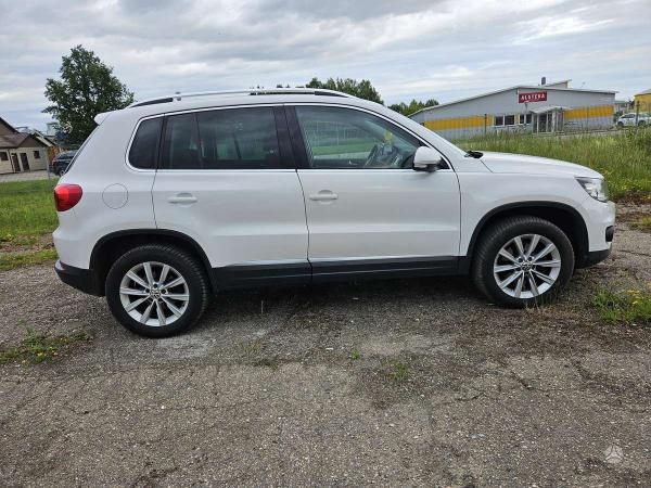 Balts Volkswagen Tiguan 2012 Pasvalys, ar dzinēja tilpumu 2.00 L un nobraukumu 255 tūkst. km par 8500 €, foto 4 vietnē AUTOMOTO.COM.LV