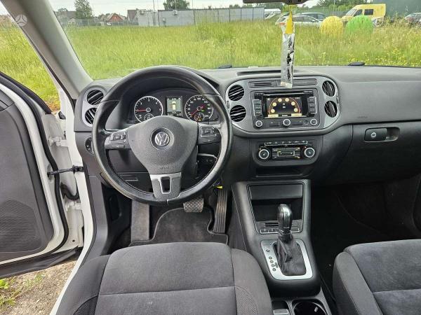 Balts Volkswagen Tiguan 2012 Pasvalys, ar dzinēja tilpumu 2.00 L un nobraukumu 255 tūkst. km par 8500 €, foto 9 vietnē AUTOMOTO.COM.LV