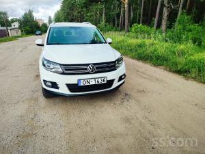 White Volkswagen Tiguan 2012 in Daugavpils, with an engine capacity of 2.00 L and mileage of 234 thousand km for 9300 €, photo  on AUTOMOTO.COM.LV