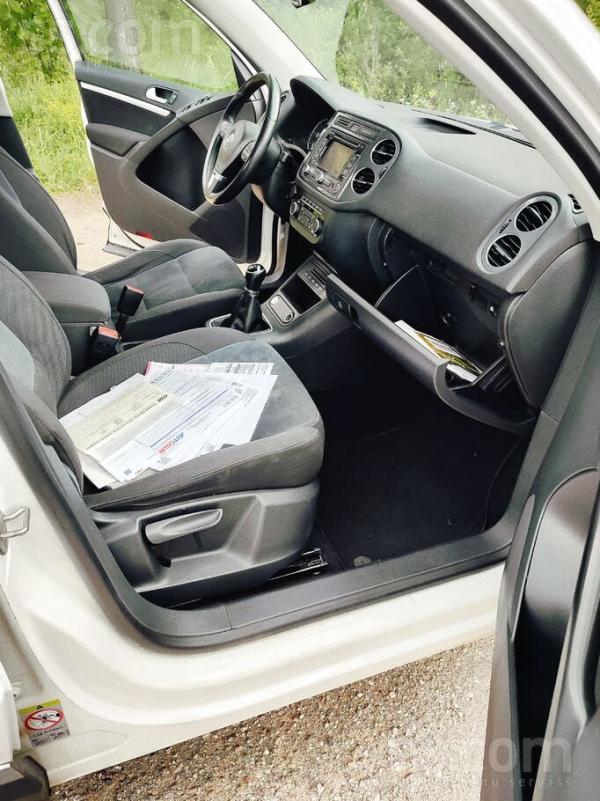 Balts Volkswagen Tiguan 2012 Daugavpils, ar dzinēja tilpumu 2.00 L un nobraukumu 234 tūkst. km par 9300 €, foto 6 vietnē AUTOMOTO.COM.LV