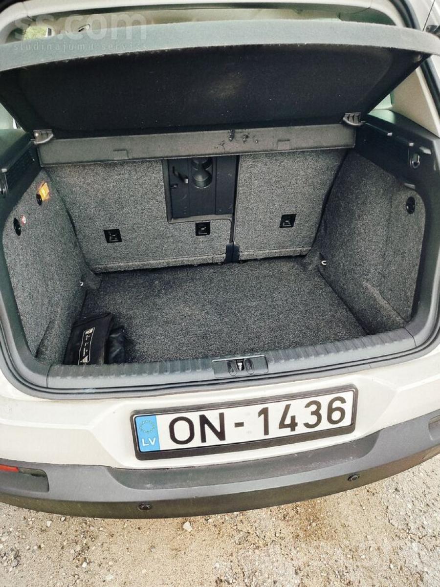 Balts Volkswagen Tiguan 2012 Daugavpils, ar dzinēja tilpumu 2.00 L un nobraukumu 234 tūkst. km par 9300 €, foto 9 vietnē AUTOMOTO.COM.LV
