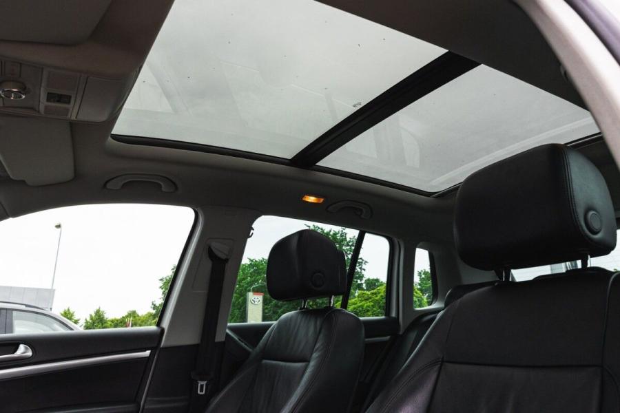 Balts Volkswagen Tiguan 2012 Ventspils, ar dzinēja tilpumu 2.00 L un nobraukumu 260 tūkst. km par 7900 €, foto 31 vietnē AUTOMOTO.COM.LV