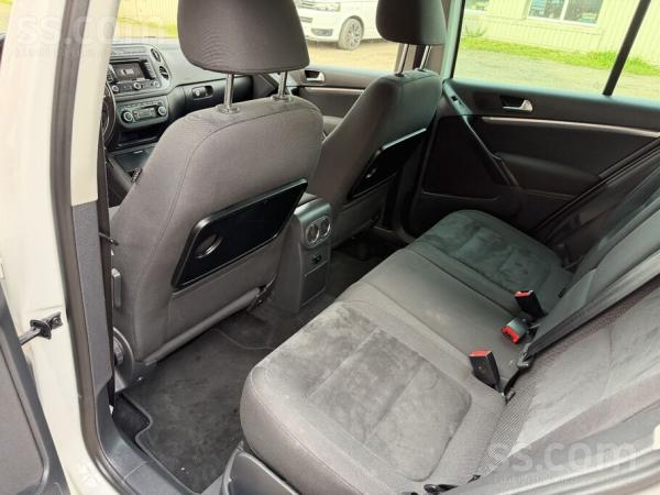 Balts Volkswagen Tiguan 2012 Rēzekne, ar dzinēja tilpumu 2.00 L un nobraukumu 0 tūkst. km par 7350 €, foto 10 vietnē AUTOMOTO.COM.LV